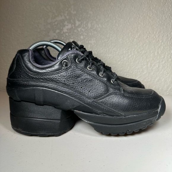 Z-Coil | Shoes | Zcoil Legend Slip Resistant Shoes Womens 9 Black ...